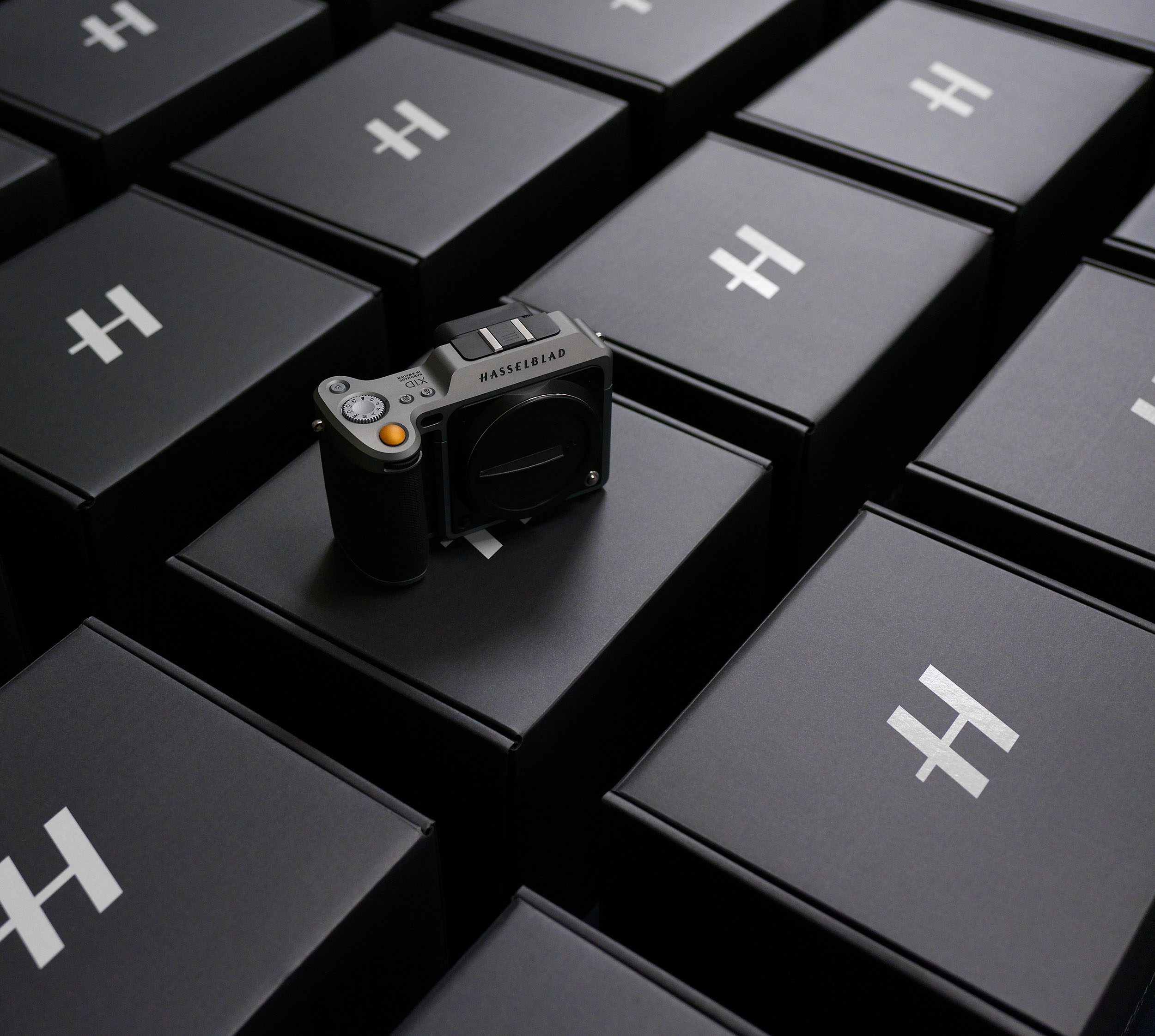 HASSELBLAD EXPANDS INTO E-COMMERCE WITH LAUNCH OF ‘HASSELBLAD STORE’